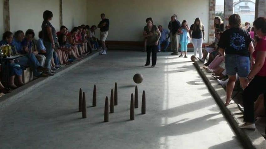 Bolos tradicionales - Federación Española de Bolos